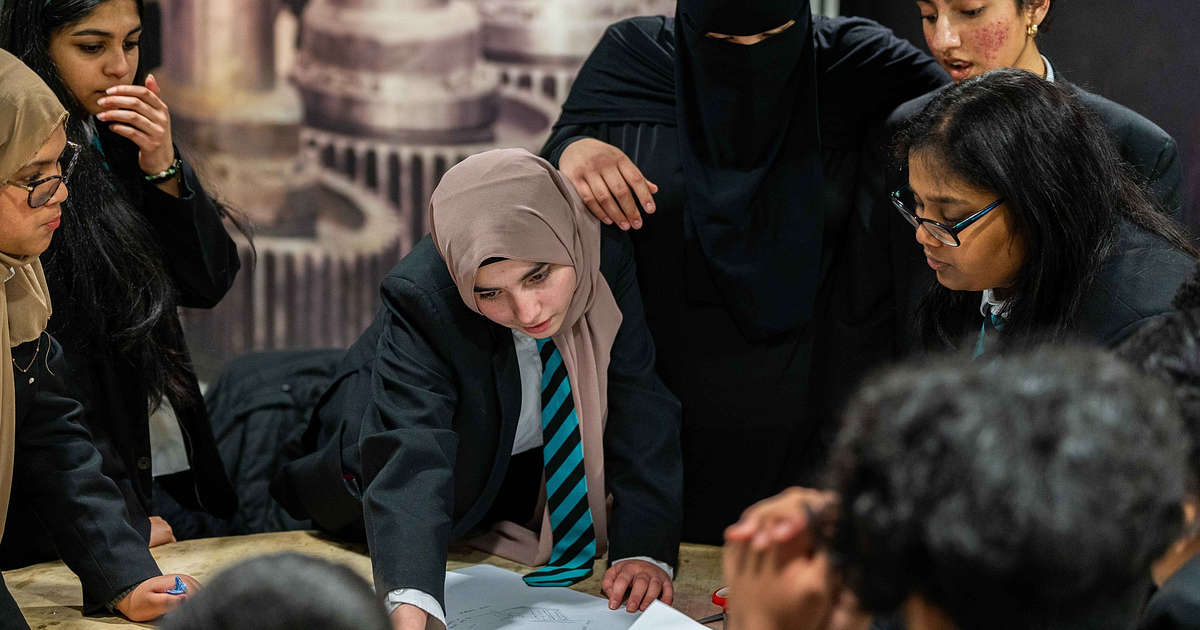 Young people Moving On Up with pioneering employment programme | South ...